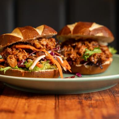 Café Modern One | Heritage Portfolio